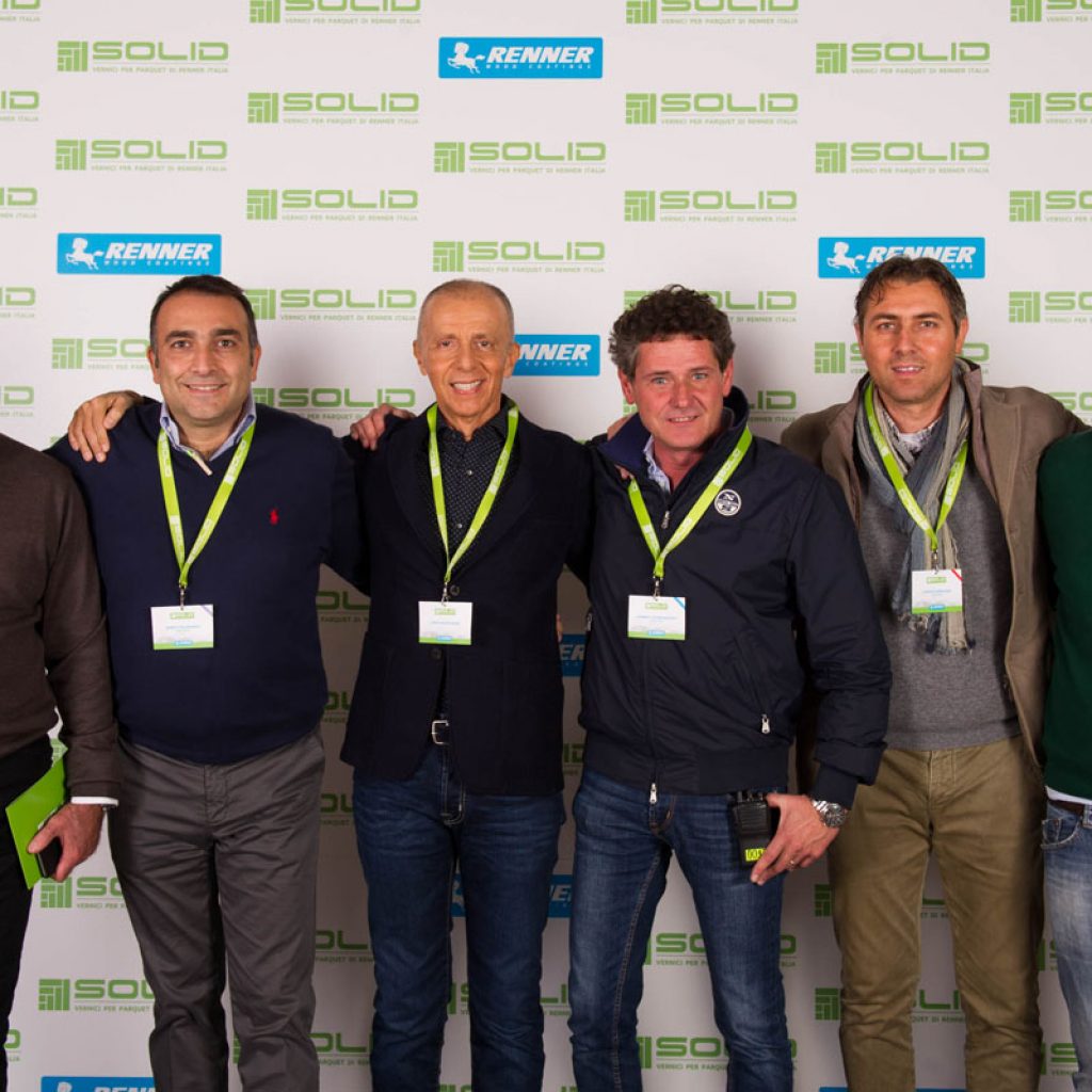 MAX_5662 - Solid Renner