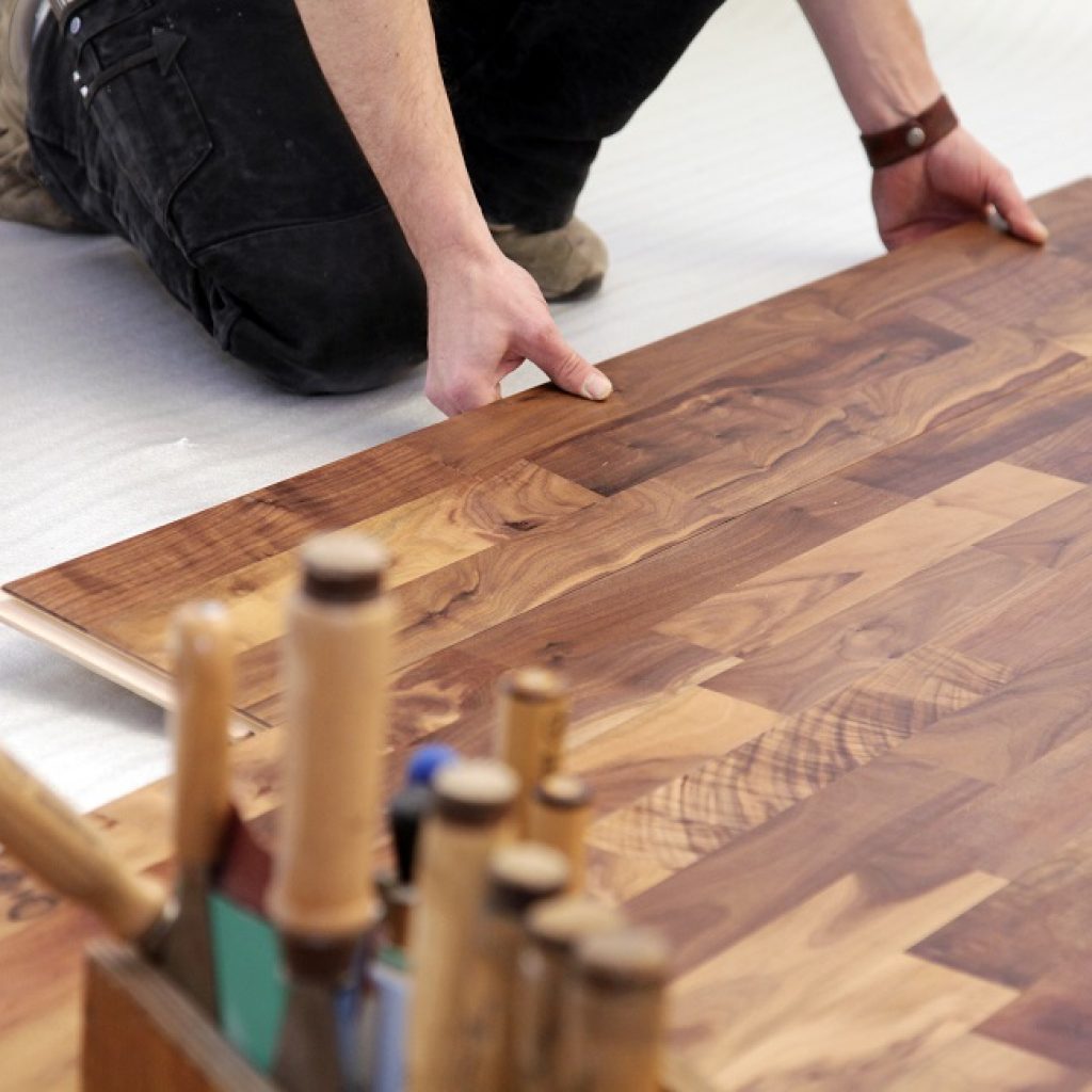 Posa di parquet sostenibile - Solid Renner