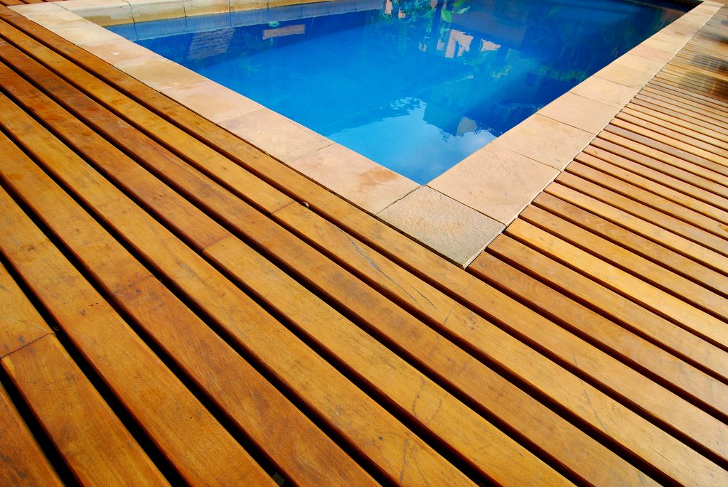 PISCINA - Solid Renner